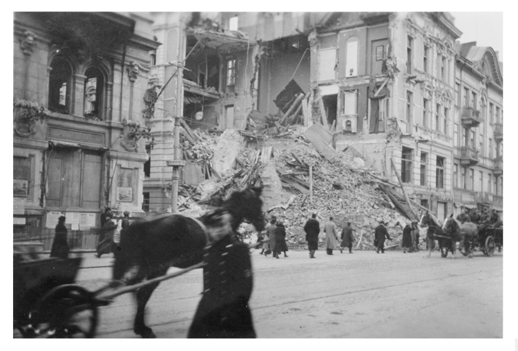 Warsaw at War - Aquila Polonica